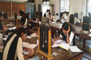 Physics Lab of Karnataka Government Polytechnic Mangalore_Laboratory - enrollacademy